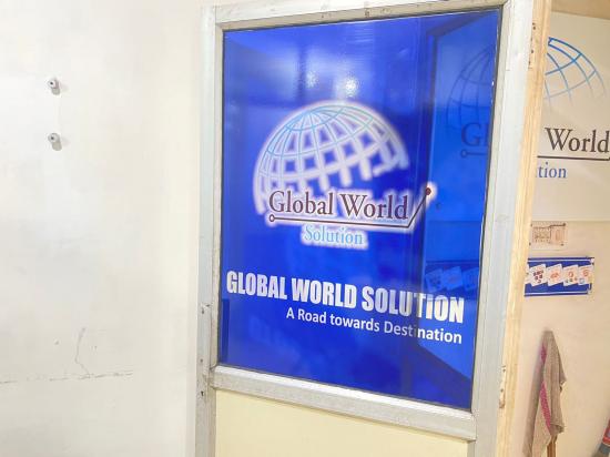 Global World Solution - Darya Ganj, Delhi - Business Training Institute